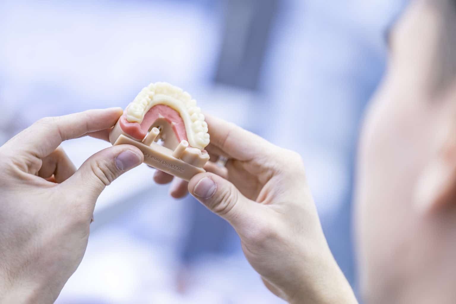 Praxis Dr.Geiger: Praxis mit Zahnlabor in Augsburg-Göggingen